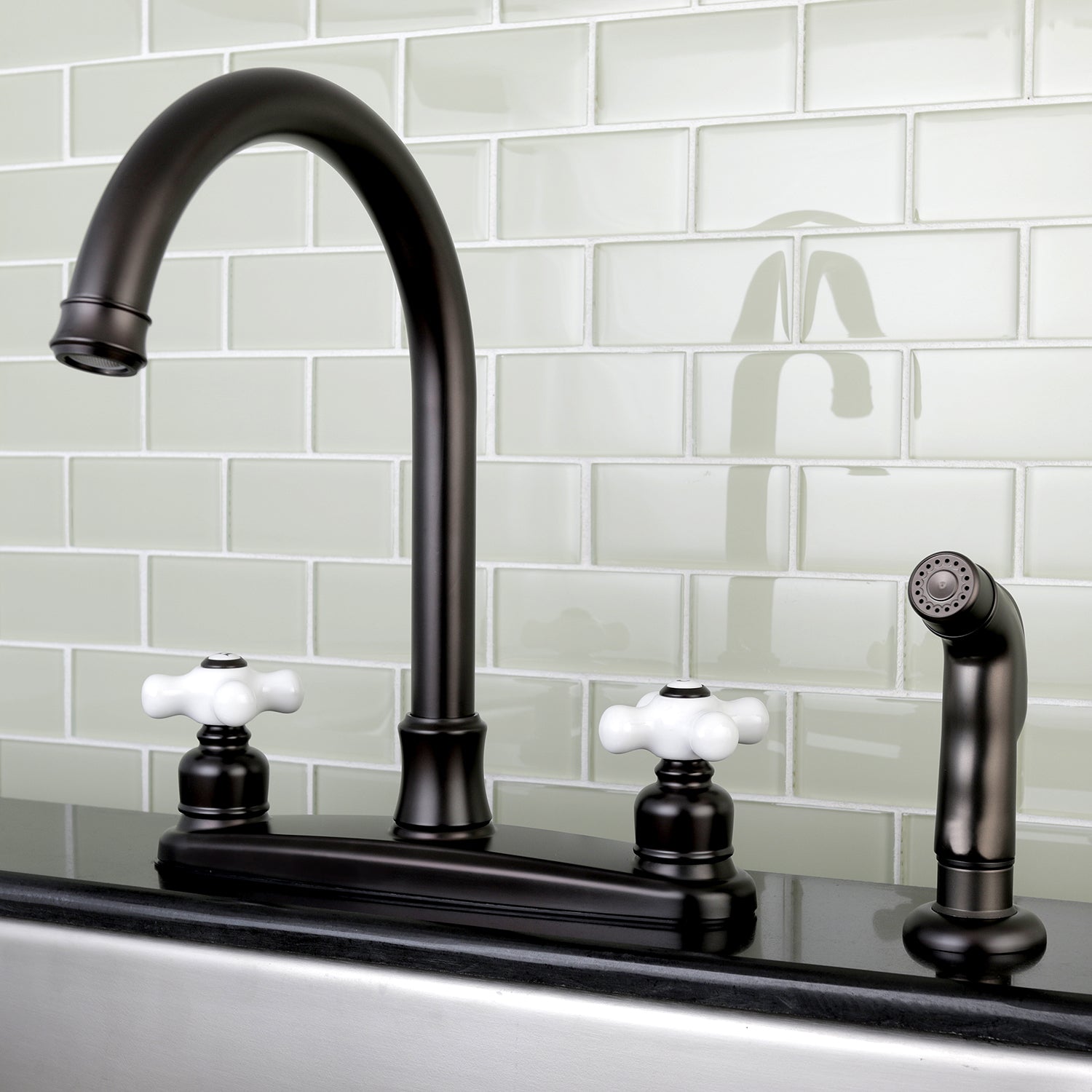 Centerset Kitchen Faucets - K & B Distributors. Inc.